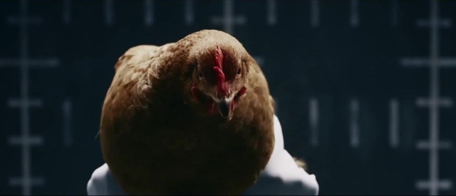 Magic Body Control Mercedes Benz TV Commercial "Chicken"!