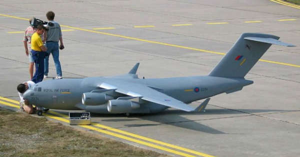The LARGEST RC Airplane In The World C-17 Is Here! - Muscle Cars Zone!