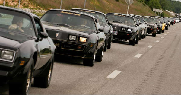 The Bandit Run Is Up & Away Celebrating Smokey's 40th Anniversary ...