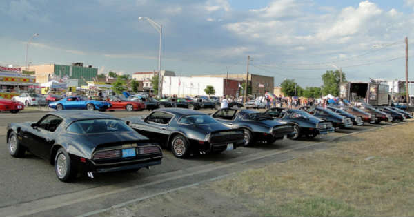 The Bandit Run Is Up & Away Celebrating Smokey's 40th Anniversary ...