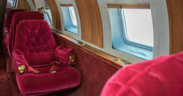 Elvis Presley Private Jet Is Now FOR SALE! "The King's" 1962 Lockheed ...