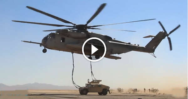 The Largest & Most POWERFUL Helicopter - CH-53E Super Stallion ...