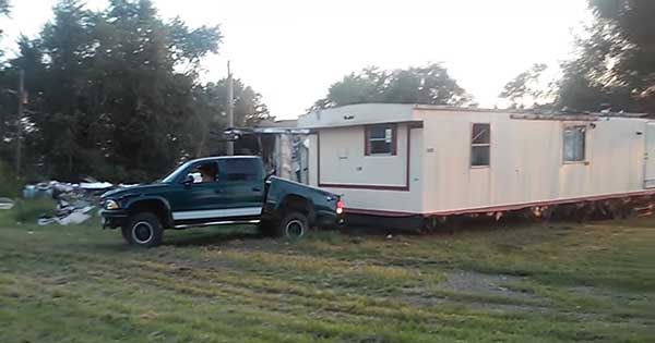 DIY House Moving – Redneck Edition! - Muscle Cars Zone!