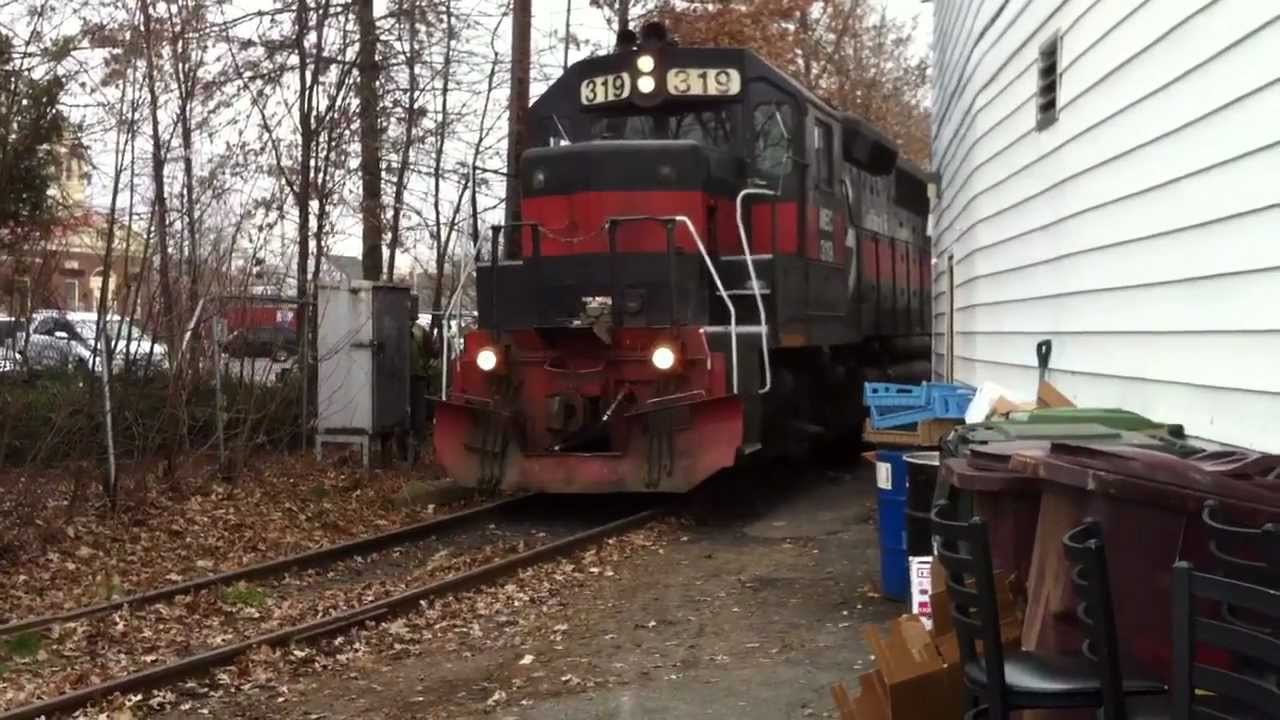 Huge Freight Train Gets Inside a Backyard! - Muscle Cars Zone!