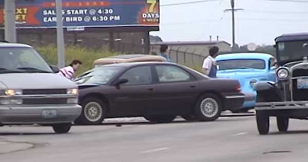 Lady Driver Crashes Into a Hot Rod! - Muscle Cars Zone!