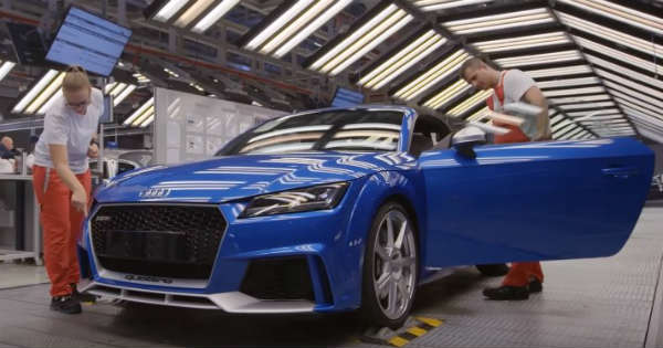 The Production Process of 2017 Audi TT RS! - Muscle Cars Zone!