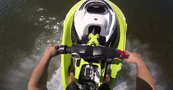 This Is One SUPER Fast Jet Ski! - Muscle Cars Zone!