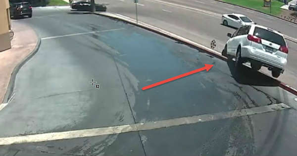 Toyota Minivan FAILS Spectacularly Exiting The Car Wash! - Muscle Cars ...