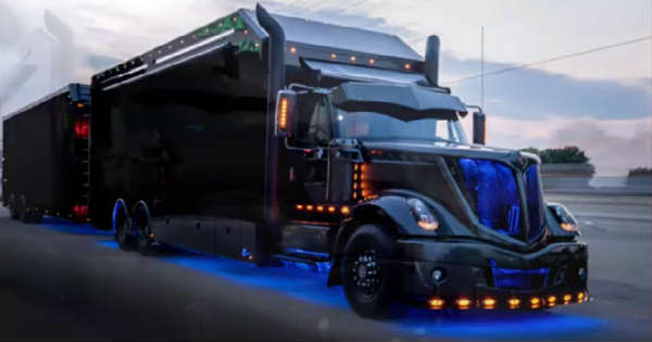 This Custom Tow Rig Can’t Get Any Better! - Muscle Cars Zone!
