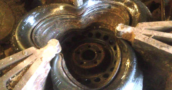 This Wheel Crush Method Might Be The Most Dangerous Job! - Muscle Cars ...
