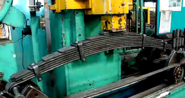 This Is How They Test Leaf Spring To The Limit! - Muscle Cars Zone!