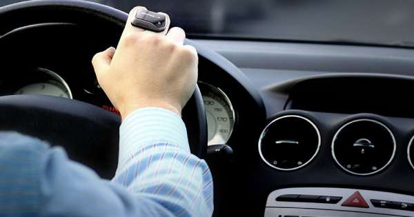 11 Things You Should Always Have in Your Car - Muscle Cars Zone!
