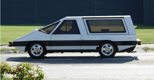 Tesla Cybertruck – Is It Plagiarism? We Present You The Logicar!