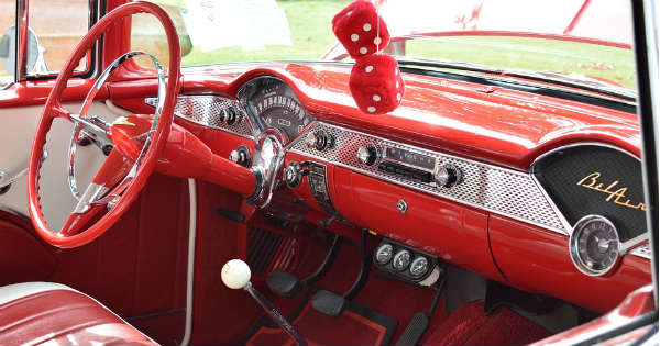 Tips on Where to Find Classic Car Parts - Muscle Cars Zone!