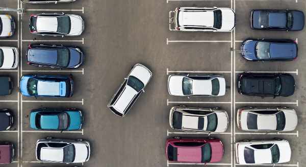 Essential Street Parking Safety Tips - Muscle Cars Zone!