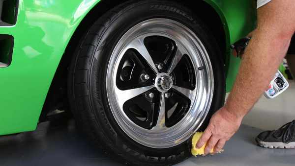 How To Choose The Best Tyres For Your Car - Muscle Cars Zone!