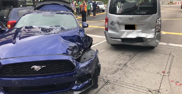 How To Handle Being Involved In A Traffic Collision The Right Way ...