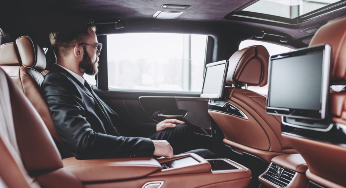 BUSINESS CONSIDERATIONS FOR LUXURY CHAUFFEUR SERVICE VEHICLES - Muscle ...